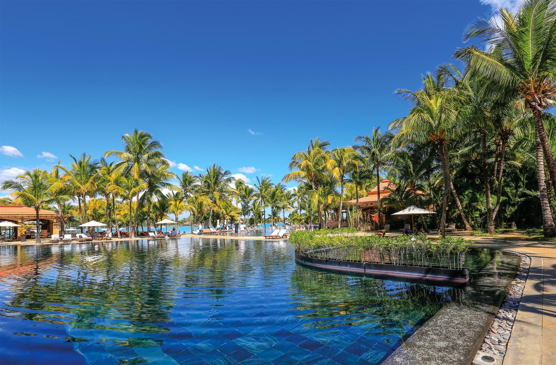Mauricia Beachcomber Mauritius | The Family Holidays Company