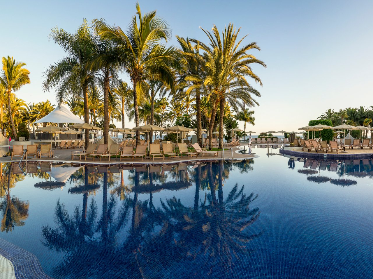 Radisson Blu Resort, Gran Canaria | The Family Holidays Company